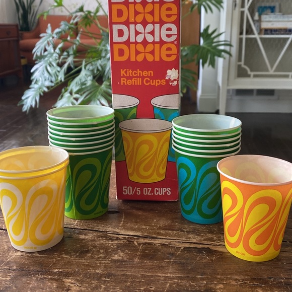 Dixie | Kitchen | Vintage 7s Dixie Waxed Cups 5 Oz 7 Cups | Poshmark